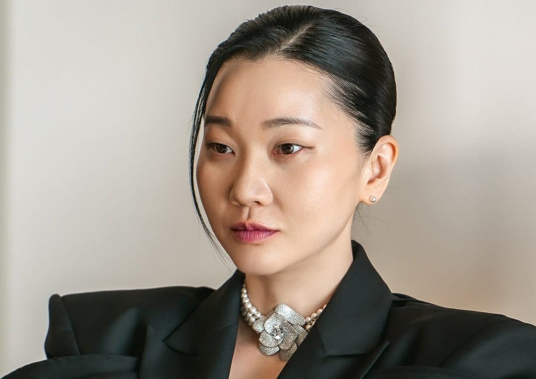 Jang Yoon-joo presta su voz a una nuera ávida de herencias en el nuevo drama Ms. Incognito ...