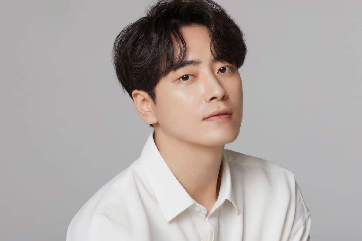 Lee Jun-hyuk officially confirmed for occult horror drama “Awakening ...